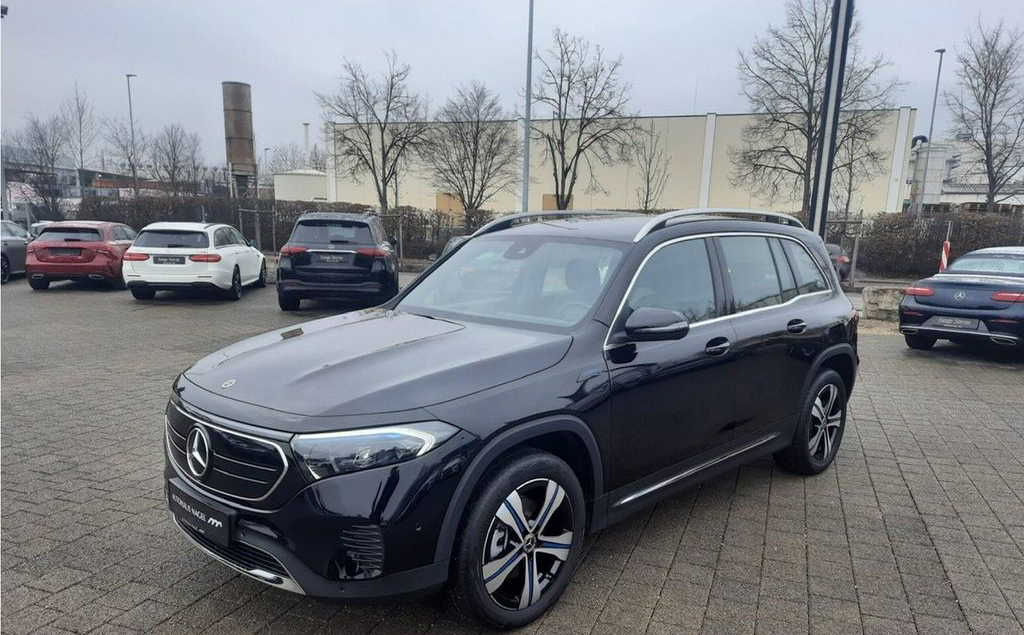 SELDUR – Mercedes-Benz EQB 300 4Matic – Skúlason Bílar