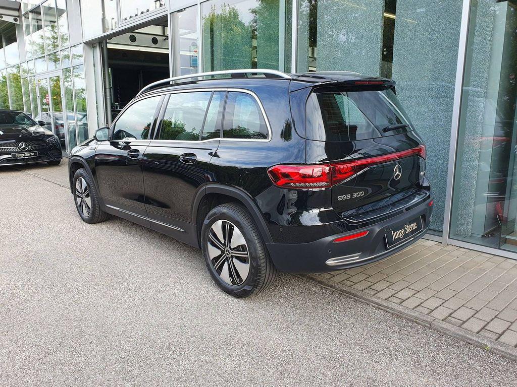 SELDUR Mercedes-Benz EQB 300 4MATIC Electric Art – Skúlason Bílar